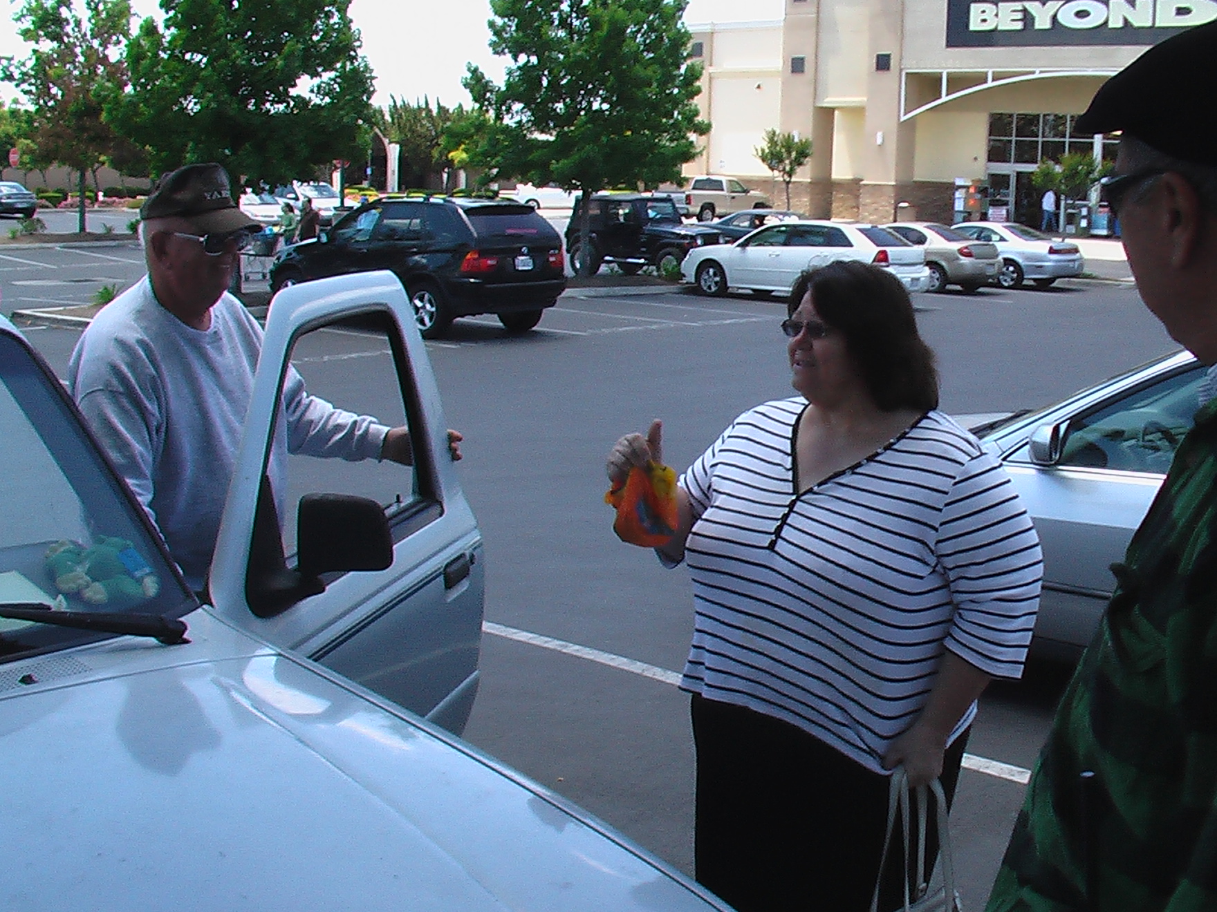 HAM+RADIO+CLUB+2010+050.jpg | Tulare County Amateur Radio Club